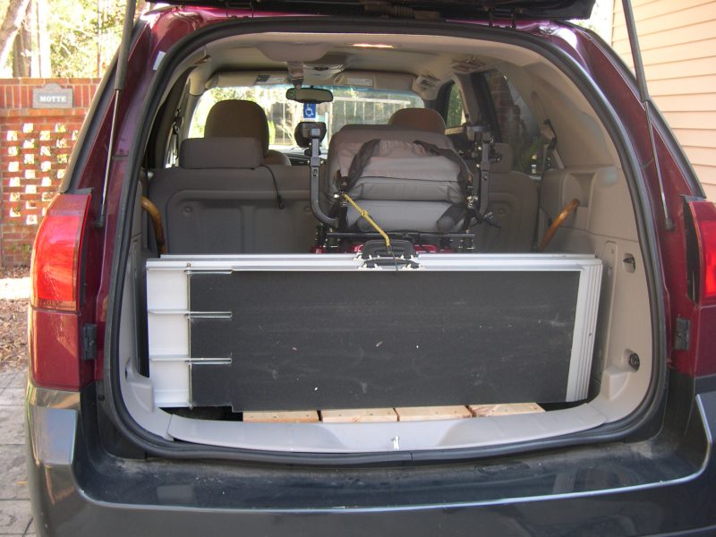 7' Trifold Aluminum Portable ramp - HomeAccessProducts.com