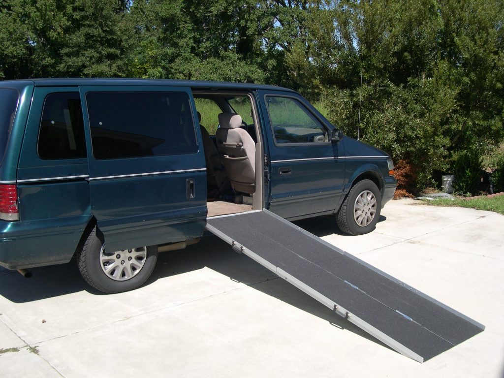 8' Trifold Aluminum Portable ramp - HomeAccessProducts.com